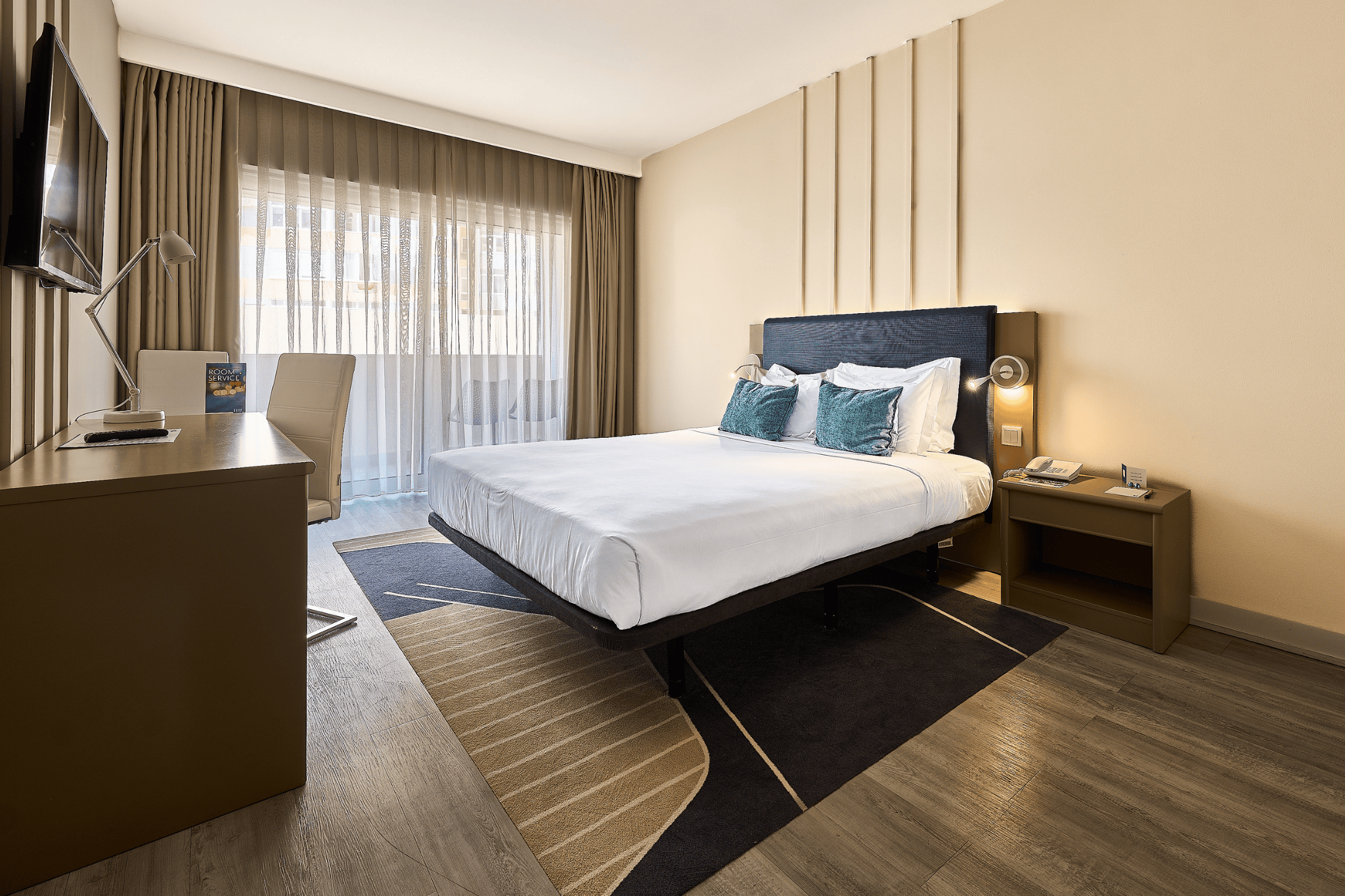 PREMIUM LATERAL OCEAN VIEW - TRYP Costa da Caparica