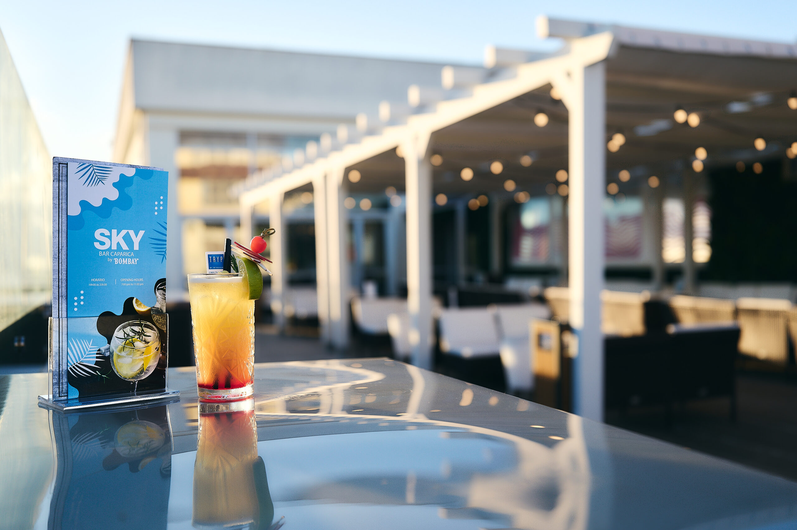 Sky Bar - TRYP Costa da Caparica